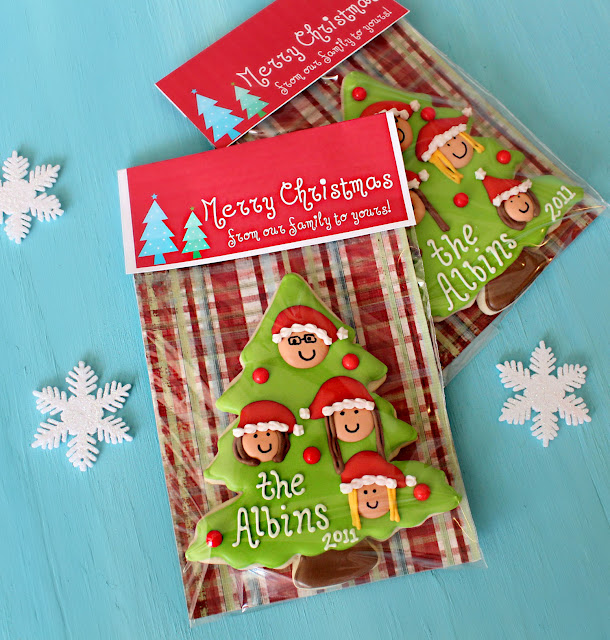 Christmas Family Tree Cookies {with printable toppers} - Glorious Treats