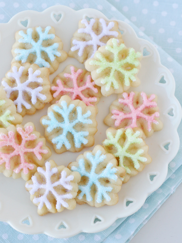 Spritz Snowflake Cookies - Glorious Treats